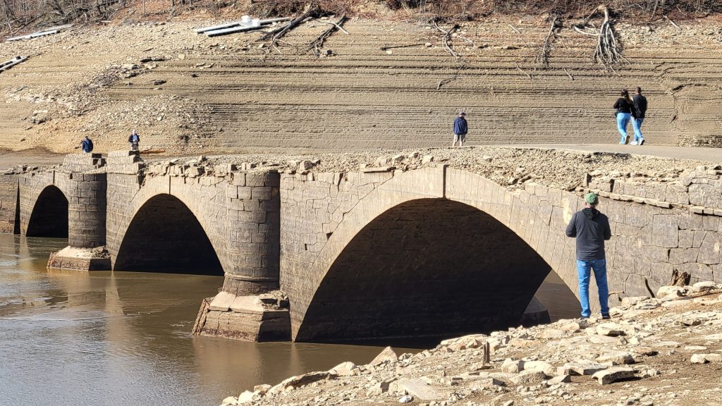 Reemergence of 206-year-old Great Crossings Bridge draws thousands to ...
